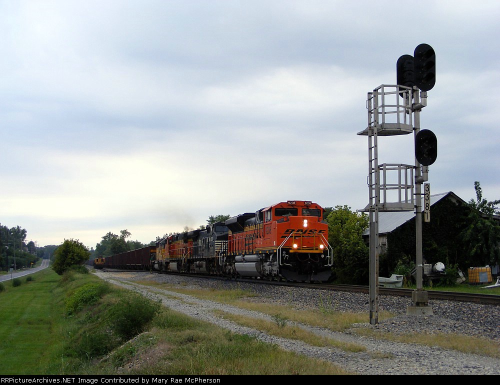 BNSF 9208